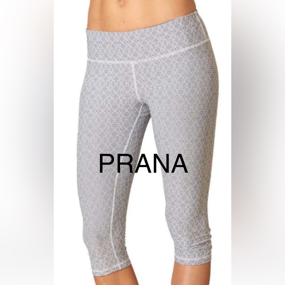 Prana | Pants & Jumpsuits | Prana Misty Knicker Capri Silver Jacquard ...